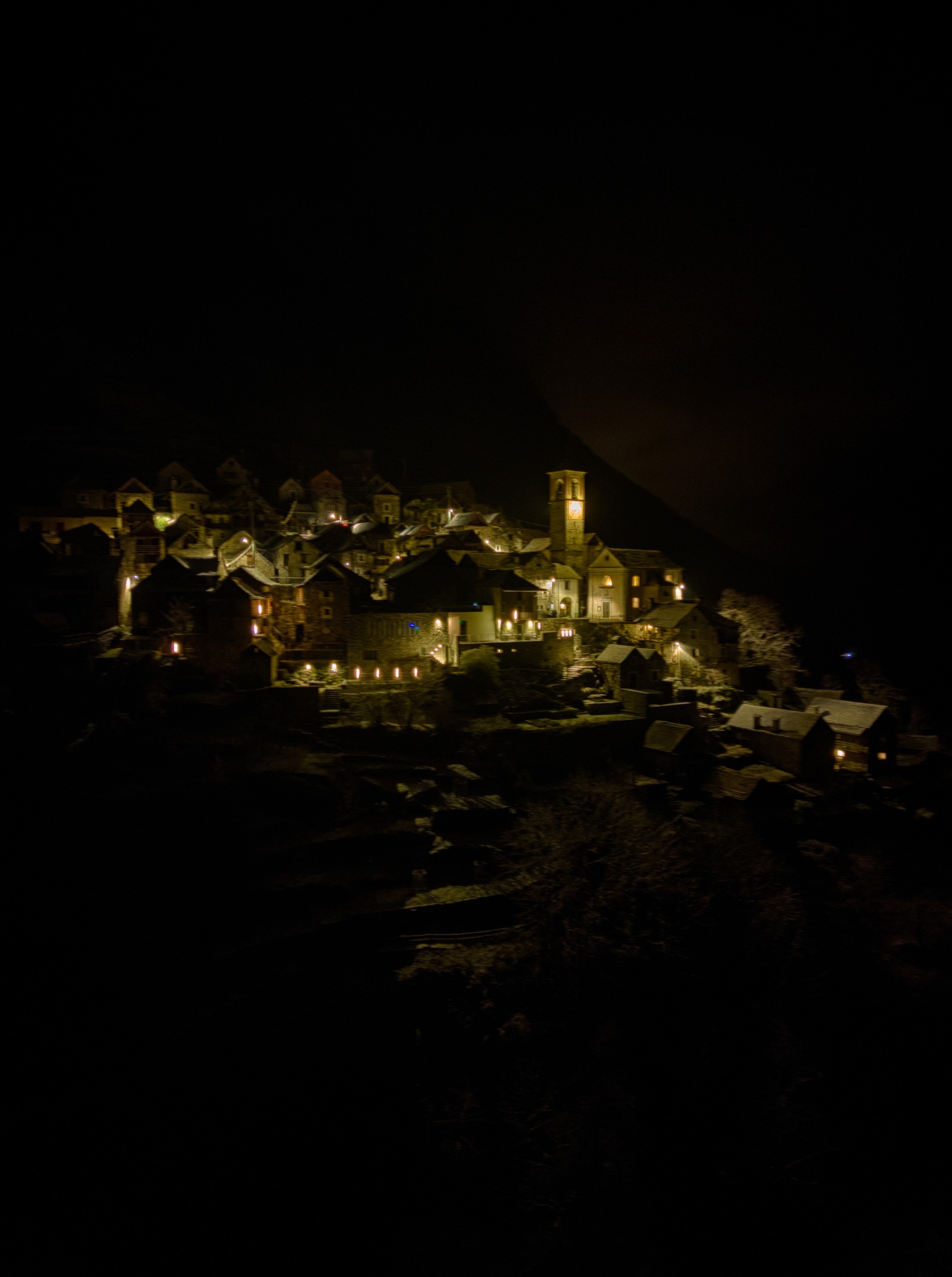With its Enchanted Nights Corippo becomes magical - Fondazione Corippo
